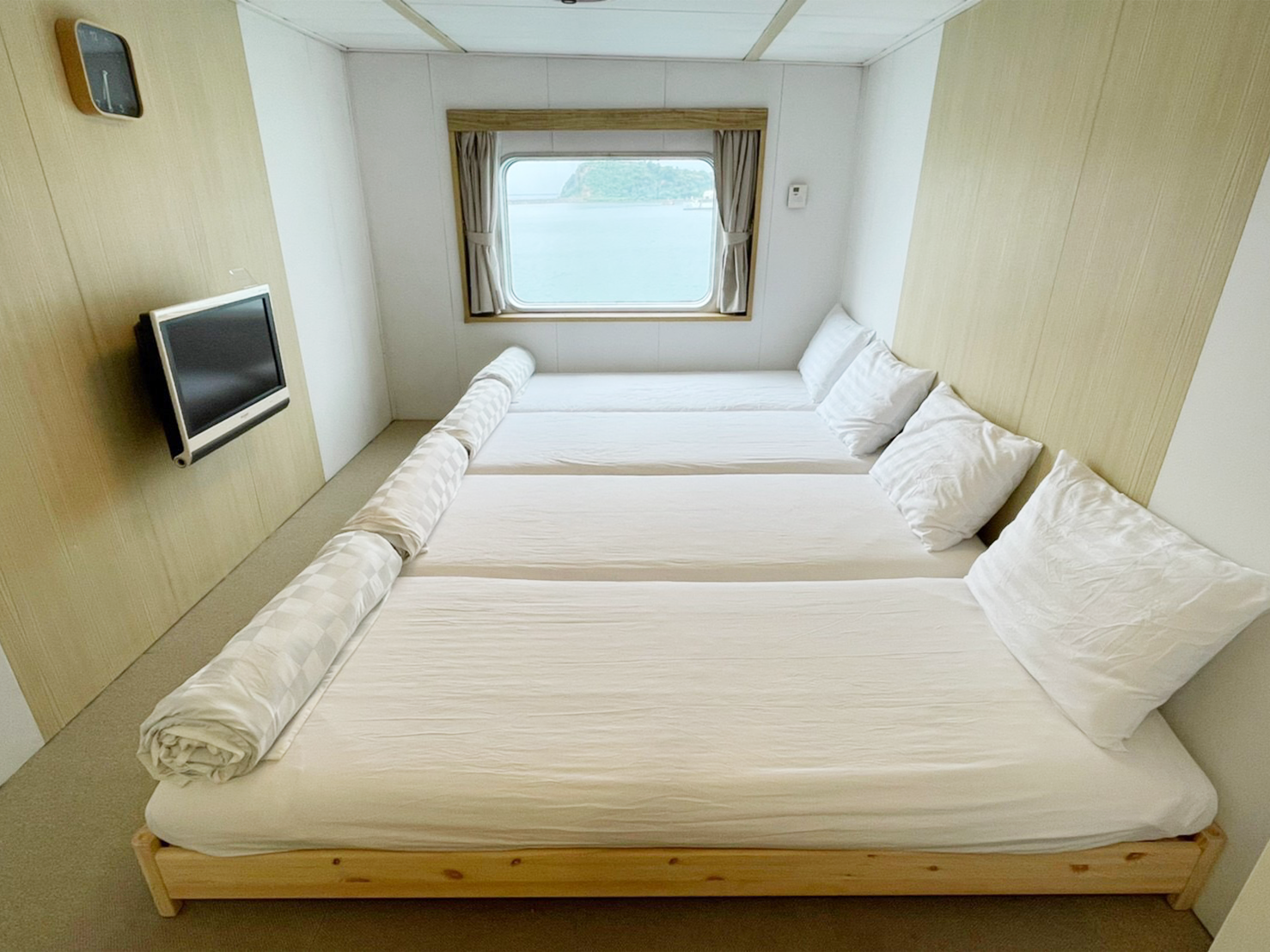 Room – Seahorse Ferry