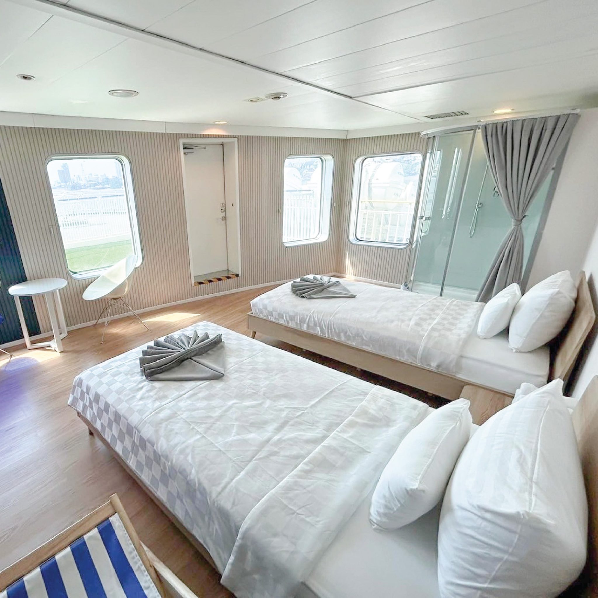 Room – The Seahorse Ferry