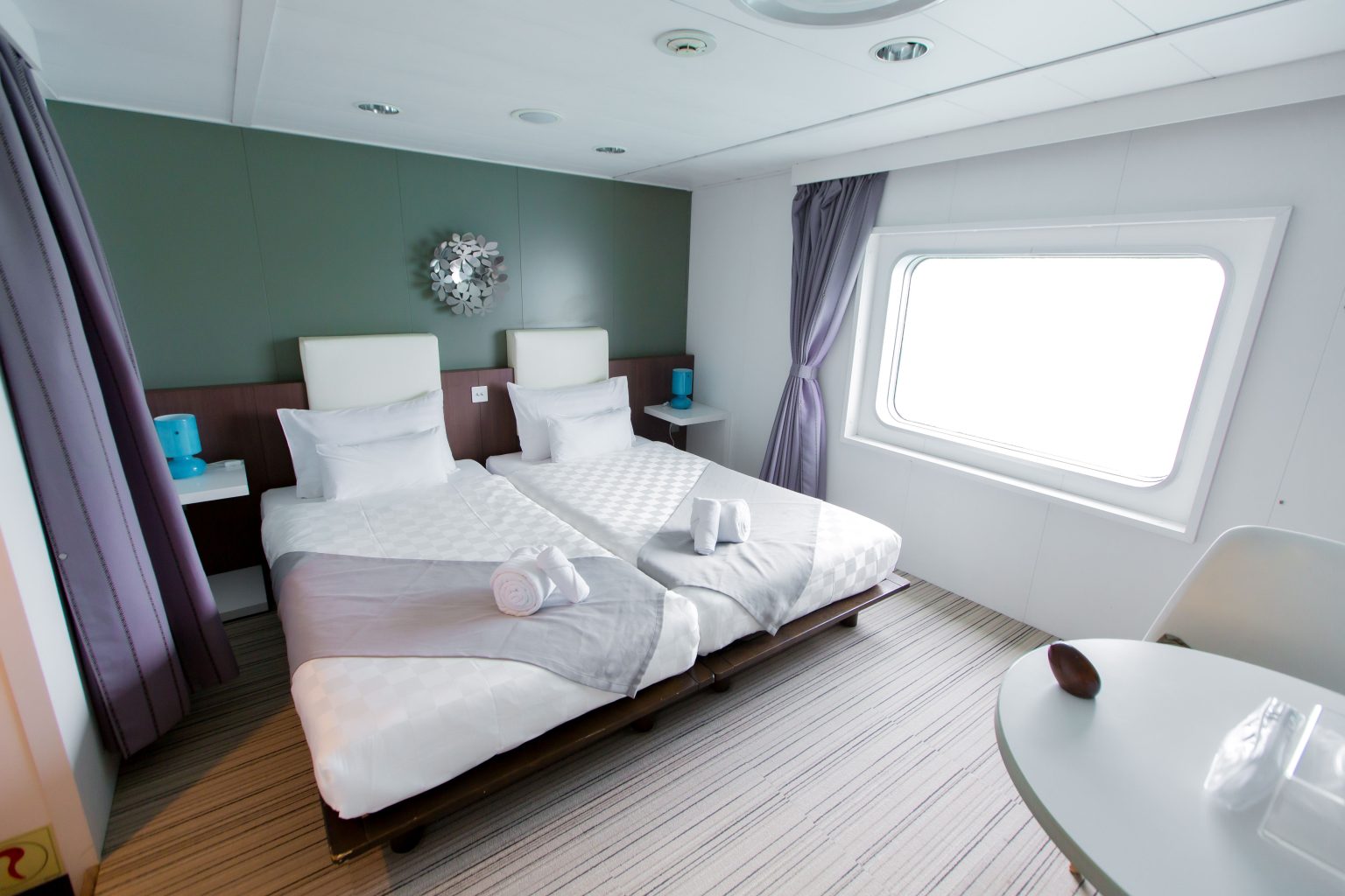 Room – Seahorse Ferry